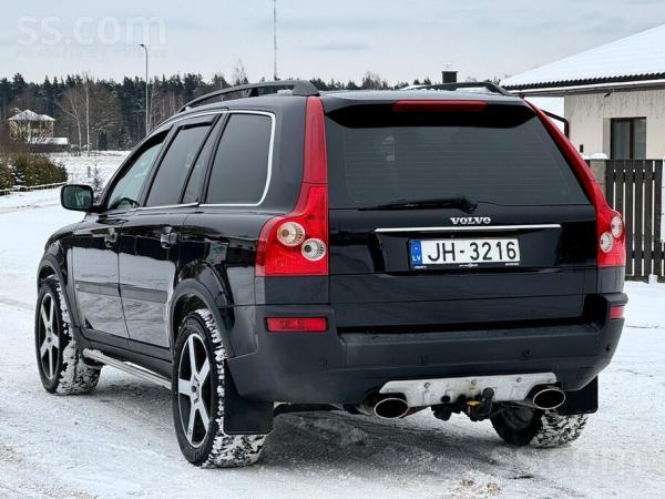 Melns Volvo XC90 2003 Rīga, ar dzinēja tilpumu 2.90 L un nobraukumu 291 tūkst. km par 2790 €, foto 3 vietnē AUTOMOTO.COM.LV