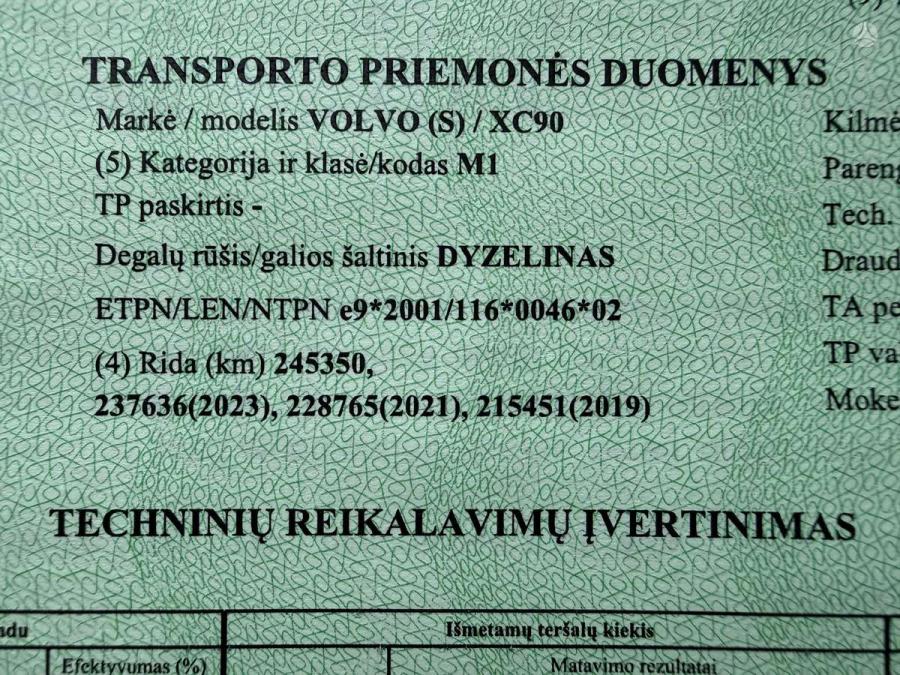 Black Volvo XC90 2003 in Kaunas, with an engine capacity of 2.40 L and mileage of 245 thousand km for 5200 €, photo 17 on AUTOMOTO.COM.LV