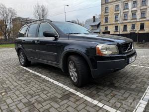 Black Volvo XC90 2003 in Riga, with an engine capacity of 2.90 L and mileage of 375 thousand km for 3000 €, photo 2 on AUTOMOTO.COM.LV