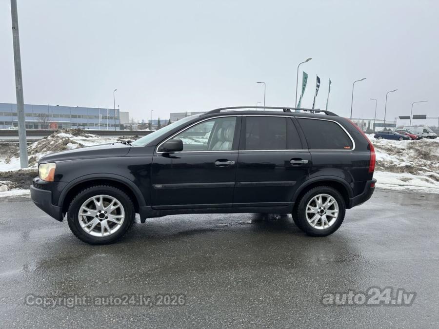 Melns Volvo XC90 2003 Tallina, ar dzinēja tilpumu 2.50 L un nobraukumu 341 tūkst. km par 5000 €, foto 1 vietnē AUTOMOTO.COM.LV