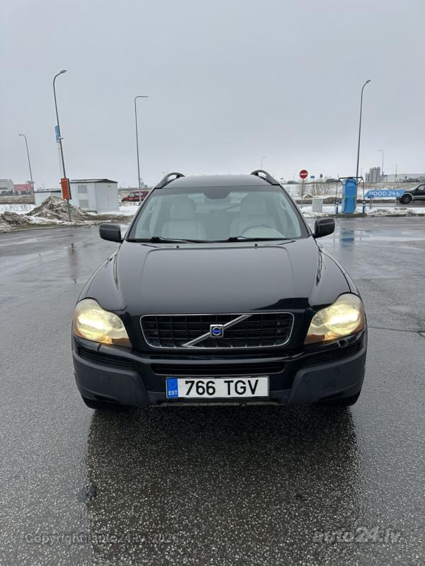 Black Volvo XC90 2003 in Tallinn, with an engine capacity of 2.50 L and mileage of 341 thousand km for 5000 €, photo 8 on AUTOMOTO.COM.LV