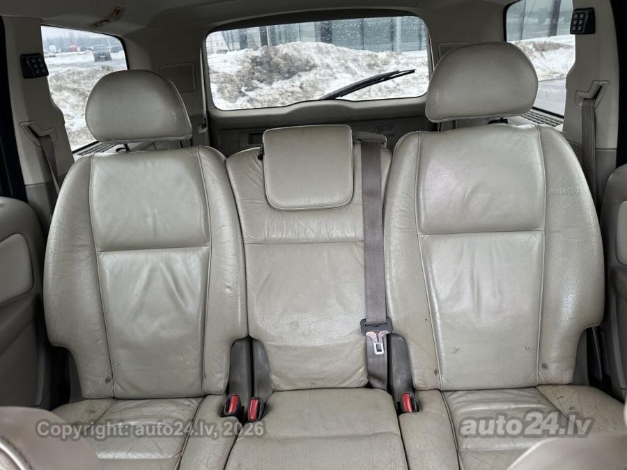 Melns Volvo XC90 2003 Tallina, ar dzinēja tilpumu 2.50 L un nobraukumu 341 tūkst. km par 5000 €, foto 16 vietnē AUTOMOTO.COM.LV