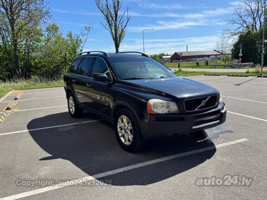 Black Volvo XC90 2003 in Tallinn, with an engine capacity of 2.40 L and mileage of 0 thousand km for 3500 €, photo 8 on AUTOMOTO.COM.LV