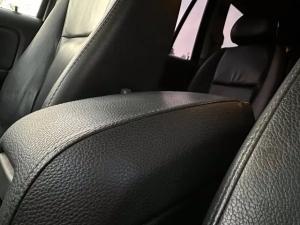 Black Volvo XC90 2003 in Riga, with an engine capacity of 2.40 L and mileage of 390 thousand km for 3390 €, photo 30 on AUTOMOTO.COM.LV