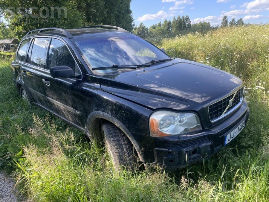Black Volvo XC90 2003 in Jekabpils, with an engine capacity of 2.90 L and mileage of 300 thousand km for 1200 €, photo 1 on AUTOMOTO.COM.LV