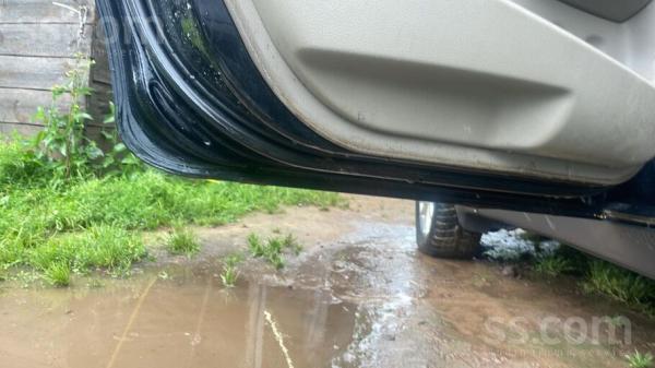 Melns Volvo XC90 2003 Jēkabpils, ar dzinēja tilpumu 2.90 L un nobraukumu 300 tūkst. km par 1200 €, foto 9 vietnē AUTOMOTO.COM.LV
