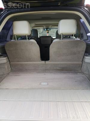 Black Volvo XC90 2003 in Cesis, with an engine capacity of 2.40 L and mileage of 366 thousand km for 3800 €, photo 6 on AUTOMOTO.COM.LV