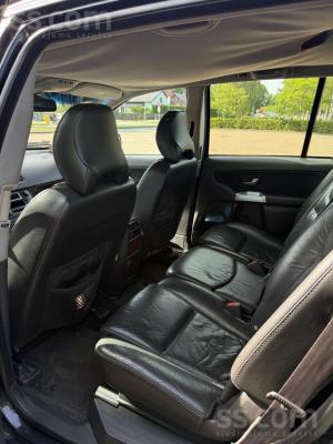 Melns Volvo XC90 2003 Jelgava, ar dzinēja tilpumu 2.40 L un nobraukumu 350 tūkst. km par 1500 €, foto 8 vietnē AUTOMOTO.COM.LV