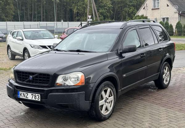 Melns Volvo XC90 2003 Radviliškis, ar dzinēja tilpumu 2.50 L un nobraukumu 247 tūkst. km par 1650 €, foto 1 vietnē AUTOMOTO.COM.LV