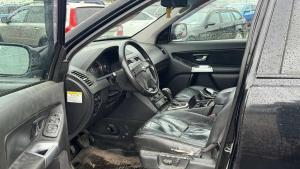 Black Volvo XC90 2003 in Radviliskis, with an engine capacity of 2.50 L and mileage of 247 thousand km for 1650 €, photo 10 on AUTOMOTO.COM.LV
