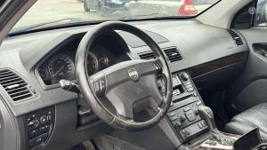 Black Volvo XC90 2003 in Radviliskis, with an engine capacity of 2.50 L and mileage of 247 thousand km for 999 €, photo 8 on AUTOMOTO.COM.LV