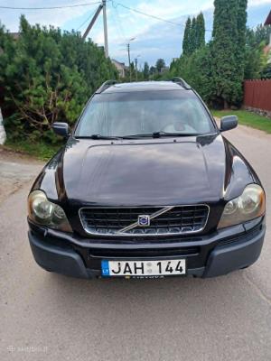 Black Volvo XC90 2003 in Rokiskis, with an engine capacity of 2.40 L and mileage of 330 thousand km for 2700 €, photo  on AUTOMOTO.COM.LV