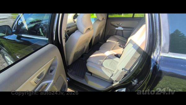 Melns Volvo XC90 2003 Pērnava, ar dzinēja tilpumu 2.40 L un nobraukumu 464 tūkst. km par 3400 €, foto 11 vietnē AUTOMOTO.COM.LV