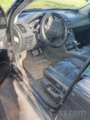 Melns Volvo XC90 2003 Jelgava, ar dzinēja tilpumu 2.40 L un nobraukumu 450 tūkst. km par 2300 €, foto 7 vietnē AUTOMOTO.COM.LV