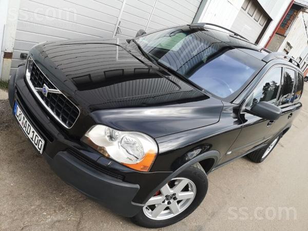 Melns Volvo XC90 2004 Rīga, ar dzinēja tilpumu 2.40 L un nobraukumu 265 tūkst. km par 5500 €, foto 2 vietnē AUTOMOTO.COM.LV