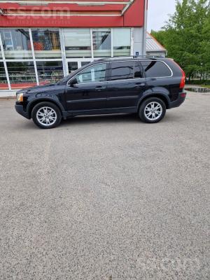Black Volvo XC90 2004 in Riga, with an engine capacity of 2.40 L and mileage of 289 thousand km for 3900 €, photo 2 on AUTOMOTO.COM.LV