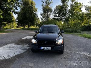 Melns Volvo XC90 2004 Limbaži, ar dzinēja tilpumu 2.40 L un nobraukumu 401 tūkst. km par 3650 €, foto 4 vietnē AUTOMOTO.COM.LV
