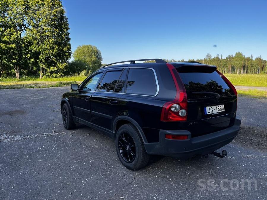 Melns Volvo XC90 2004 Limbaži, ar dzinēja tilpumu 2.40 L un nobraukumu 401 tūkst. km par 3650 €, foto 5 vietnē AUTOMOTO.COM.LV