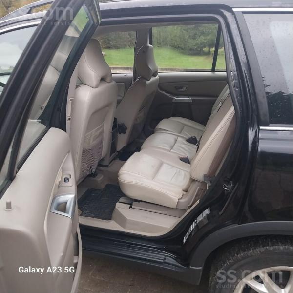 Melns Volvo XC90 2004 Rīga, ar dzinēja tilpumu 2.40 L un nobraukumu 479 tūkst. km par 3200 €, foto 11 vietnē AUTOMOTO.COM.LV