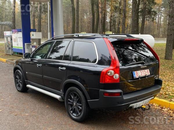 Melns Volvo XC90 2004 Rīga, ar dzinēja tilpumu 2.40 L un nobraukumu 0 tūkst. km par 3799 €, foto 3 vietnē AUTOMOTO.COM.LV