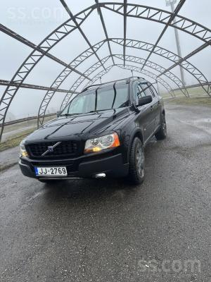 Melns Volvo XC90 2004 Saldus, ar dzinēja tilpumu 2.40 L un nobraukumu 467 tūkst. km par 3400 €, foto 2 vietnē AUTOMOTO.COM.LV