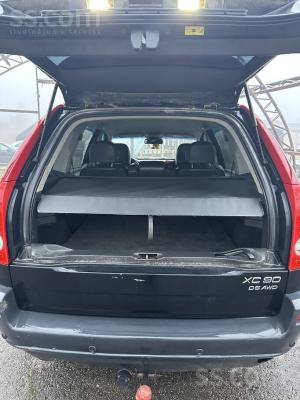 Melns Volvo XC90 2004 Saldus, ar dzinēja tilpumu 2.40 L un nobraukumu 467 tūkst. km par 3400 €, foto 4 vietnē AUTOMOTO.COM.LV