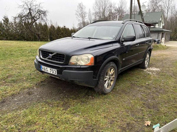 Black Volvo XC90 2004 in Vilnius, with an engine capacity of 2.40 L and mileage of 354 thousand km for 1400 €, photo 2 on AUTOMOTO.COM.LV