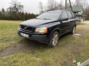 Melns Volvo XC90 2004 Viļņa, ar dzinēja tilpumu 2.40 L un nobraukumu 354 tūkst. km par 1400 €, foto 2 vietnē AUTOMOTO.COM.LV