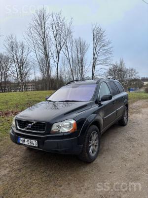 Melns Volvo XC90 2004 Talsi, ar dzinēja tilpumu 2.50 L un nobraukumu 382 tūkst. km par 4000 €, foto  vietnē AUTOMOTO.COM.LV