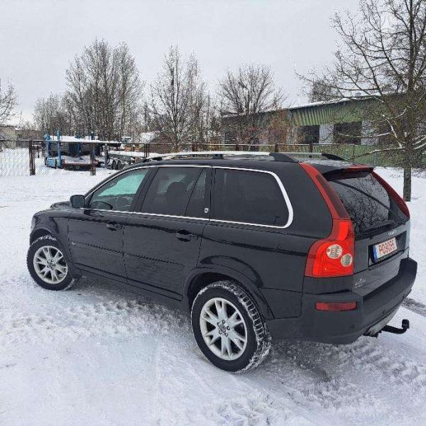 Melns Volvo XC90 2004 Utena, ar dzinēja tilpumu 2.40 L un nobraukumu 320 tūkst. km par 4250 €, foto 10 vietnē AUTOMOTO.COM.LV