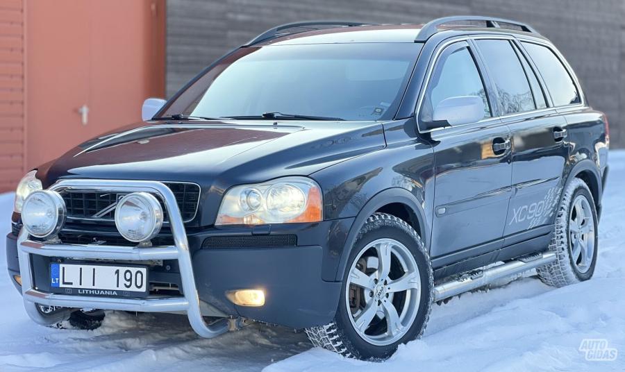Black Volvo XC90 2004 in Kaunas, with an engine capacity of 2.40 L and mileage of 367 thousand km for 3450 €, photo 7 on AUTOMOTO.COM.LV