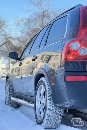Black Volvo XC90 2004 in Kaunas, with an engine capacity of 2.40 L and mileage of 367 thousand km for 3450 €, photo 13 on AUTOMOTO.COM.LV