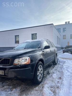 Melns Volvo XC90 2004 Ogre, ar dzinēja tilpumu 2.40 L un nobraukumu 396 tūkst. km par 2400 €, foto 2 vietnē AUTOMOTO.COM.LV
