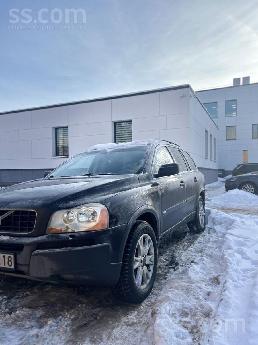 Melns Volvo XC90 2004 Ogre, ar dzinēja tilpumu 2.40 L un nobraukumu 396 tūkst. km par 2400 €, foto 2 vietnē AUTOMOTO.COM.LV