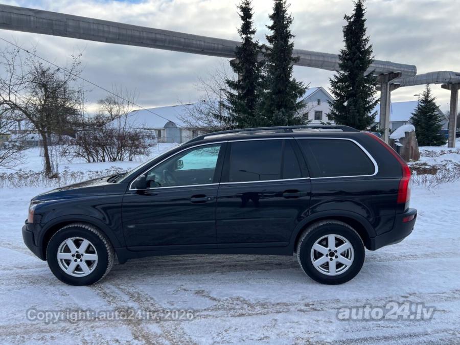 Black Volvo XC90 2004 in Paide, with an engine capacity of 2.40 L and mileage of 0 thousand km for 4900 €, photo 6 on AUTOMOTO.COM.LV