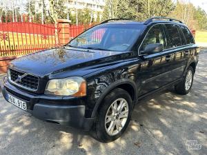 Black Volvo XC90 2004 in Vilnius, with an engine capacity of 2.40 L and mileage of 392 thousand km for 2850 €, photo 2 on AUTOMOTO.COM.LV