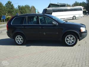 Melns Volvo XC90 2004 Alīta, ar dzinēja tilpumu 2.50 L un nobraukumu 320 tūkst. km par 4500 €, foto 11 vietnē AUTOMOTO.COM.LV