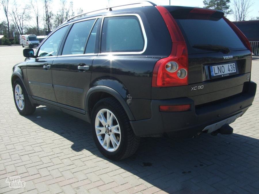 Melns Volvo XC90 2004 Alīta, ar dzinēja tilpumu 2.50 L un nobraukumu 320 tūkst. km par 4500 €, foto 14 vietnē AUTOMOTO.COM.LV