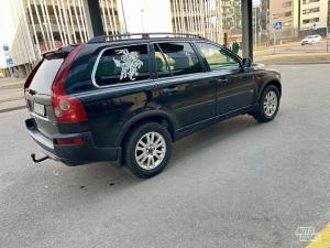 Black Volvo XC90 2004 in Vilnius, with an engine capacity of 2.40 L and mileage of 430 thousand km for 3150 €, photo 7 on AUTOMOTO.COM.LV