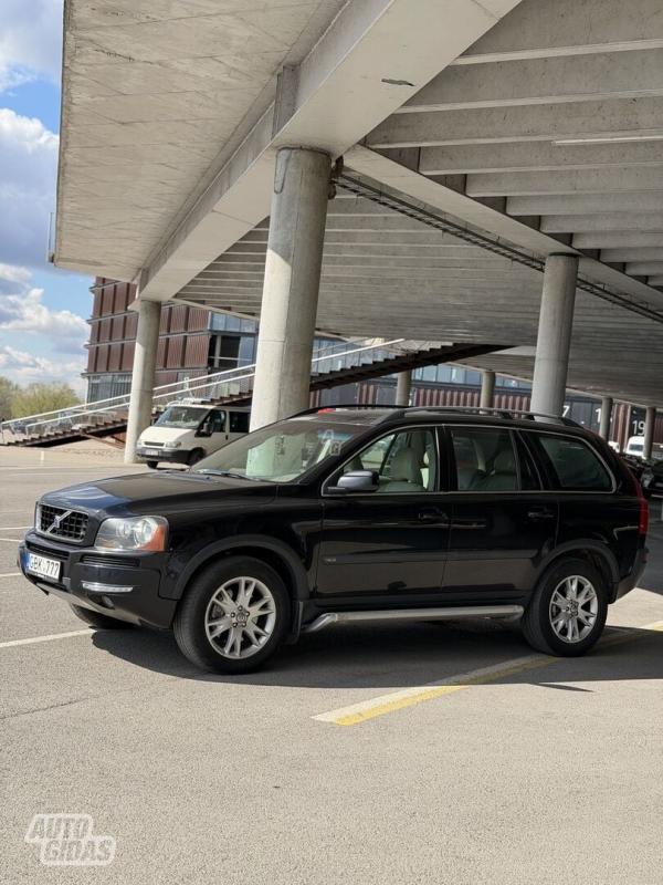 Black Volvo XC90 2004 in Kaunas, with an engine capacity of 2.40 L and mileage of 410 thousand km for 4600 €, photo 5 on AUTOMOTO.COM.LV