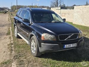 Melns Volvo XC90 2004 Kauņa, ar dzinēja tilpumu 2.40 L un nobraukumu 346 tūkst. km par 4150 €, foto  vietnē AUTOMOTO.COM.LV
