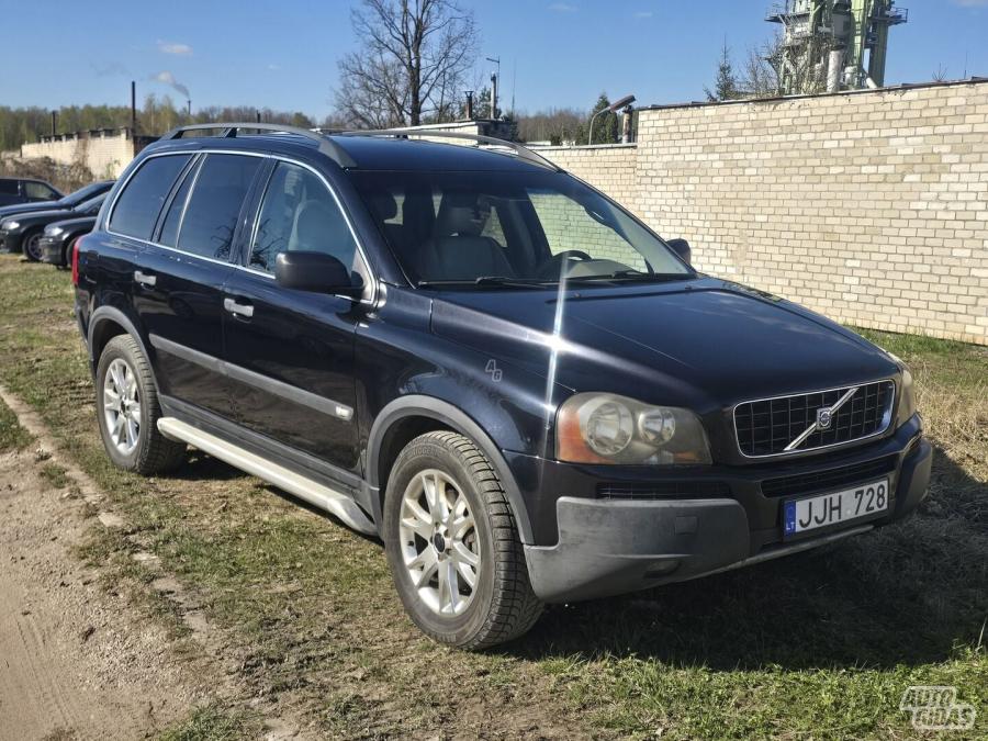 Melns Volvo XC90 2004 Kauņa, ar dzinēja tilpumu 2.40 L un nobraukumu 346 tūkst. km par 4150 €, foto 3 vietnē AUTOMOTO.COM.LV