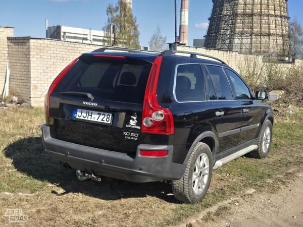 Melns Volvo XC90 2004 Kauņa, ar dzinēja tilpumu 2.40 L un nobraukumu 346 tūkst. km par 4150 €, foto 3 vietnē AUTOMOTO.COM.LV