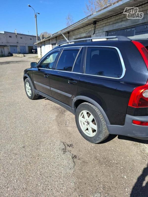 Melns Volvo XC90 2004 Šauļi, ar dzinēja tilpumu 2.40 L un nobraukumu 3704 tūkst. km par 3100 €, foto 3 vietnē AUTOMOTO.COM.LV