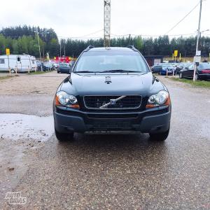 Black Volvo XC90 2004 in Vilnius, with an engine capacity of 2.90 L and mileage of 330 thousand km for 3800 €, photo 3 on AUTOMOTO.COM.LV