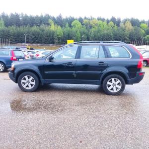 Black Volvo XC90 2004 in Vilnius, with an engine capacity of 2.90 L and mileage of 330 thousand km for 3800 €, photo 6 on AUTOMOTO.COM.LV