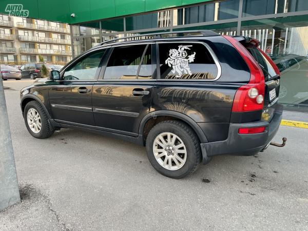 Black Volvo XC90 2004 in Vilnius, with an engine capacity of 2.40 L and mileage of 433 thousand km for 2900 €, photo 9 on AUTOMOTO.COM.LV