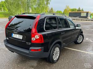 Melns Volvo XC90 2004 Kauņa, ar dzinēja tilpumu 2.40 L un nobraukumu 329 tūkst. km par 2300 €, foto 5 vietnē AUTOMOTO.COM.LV