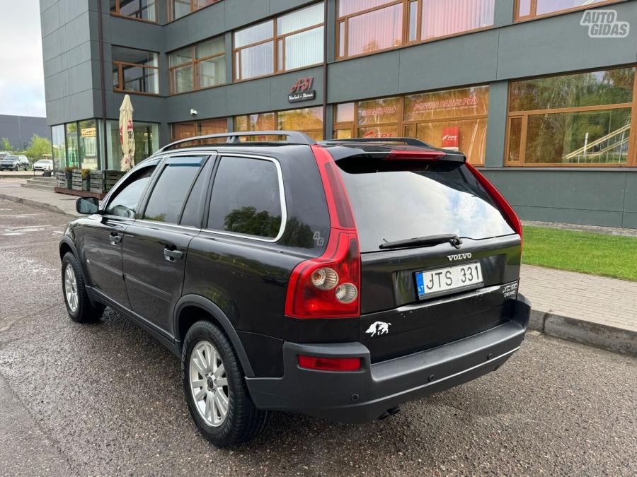 Melns Volvo XC90 2004 Kauņa, ar dzinēja tilpumu 2.40 L un nobraukumu 329 tūkst. km par 2300 €, foto 9 vietnē AUTOMOTO.COM.LV