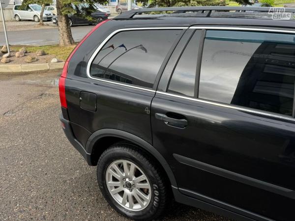 Black Volvo XC90 2004 in Kaunas, with an engine capacity of 2.40 L and mileage of 329 thousand km for 2300 €, photo 9 on AUTOMOTO.COM.LV
